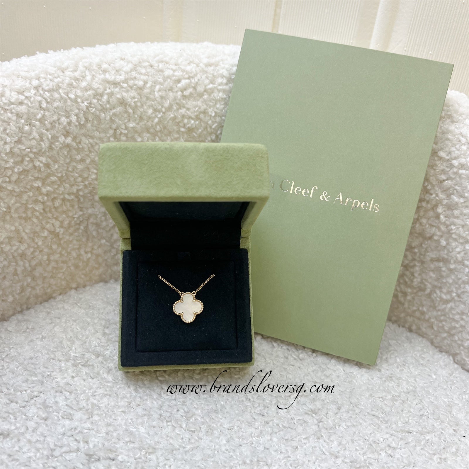 Van Cleef & Arpels VCA Vintage Alhambra White Mother of Pearl MOP Pend ...