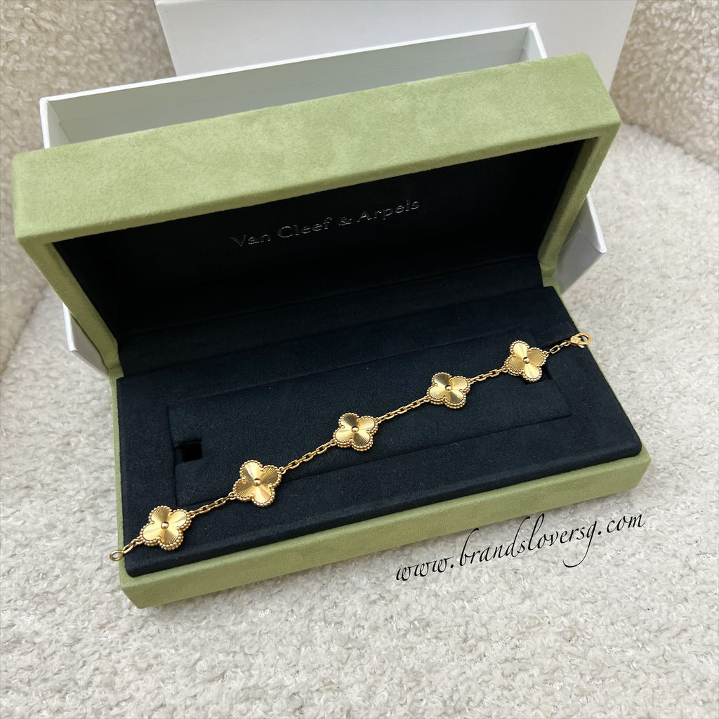 Van Cleef & Arpels VCA Vintage Alhambra 5 Motifs Guilloché Bracelet in ...