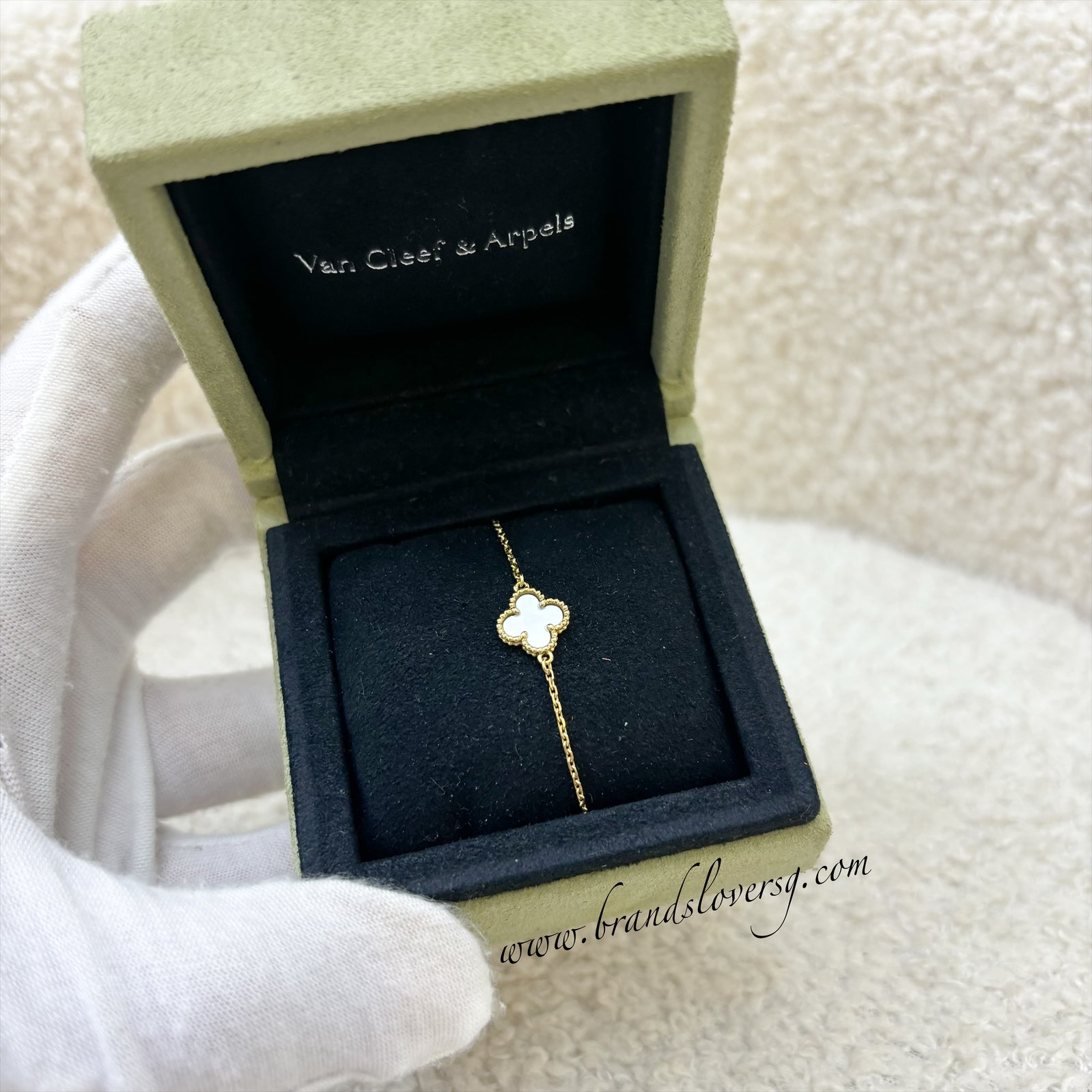 Van Cleef & Arpels VCA Sweet Alhambra Bracelet with MOP in 18K Yellow ...