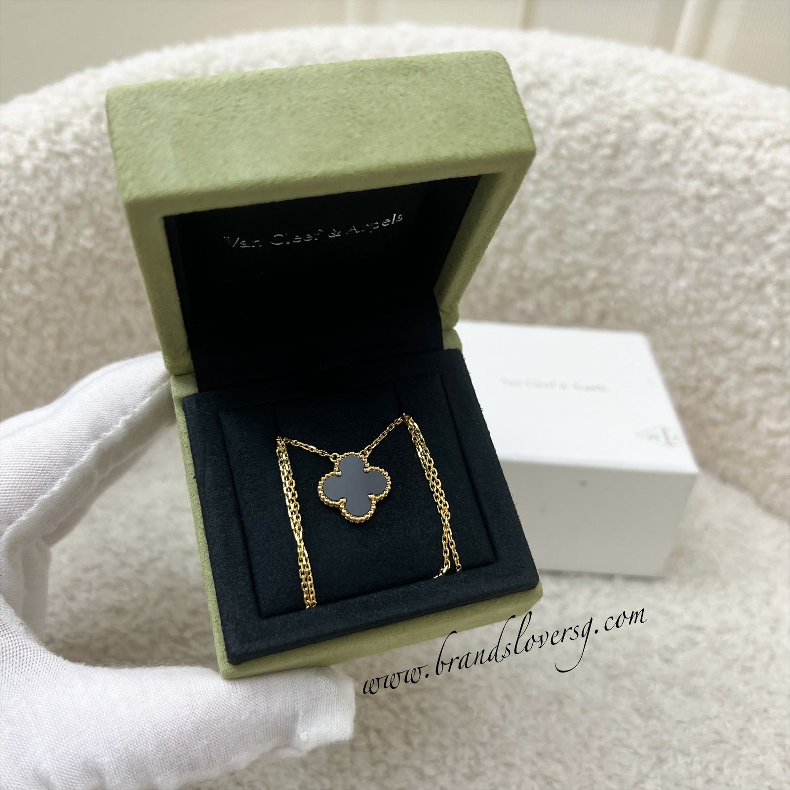 Van Cleef & Arpels VCA Vintage Alhambra 1 Motif Pendant Necklace with ...