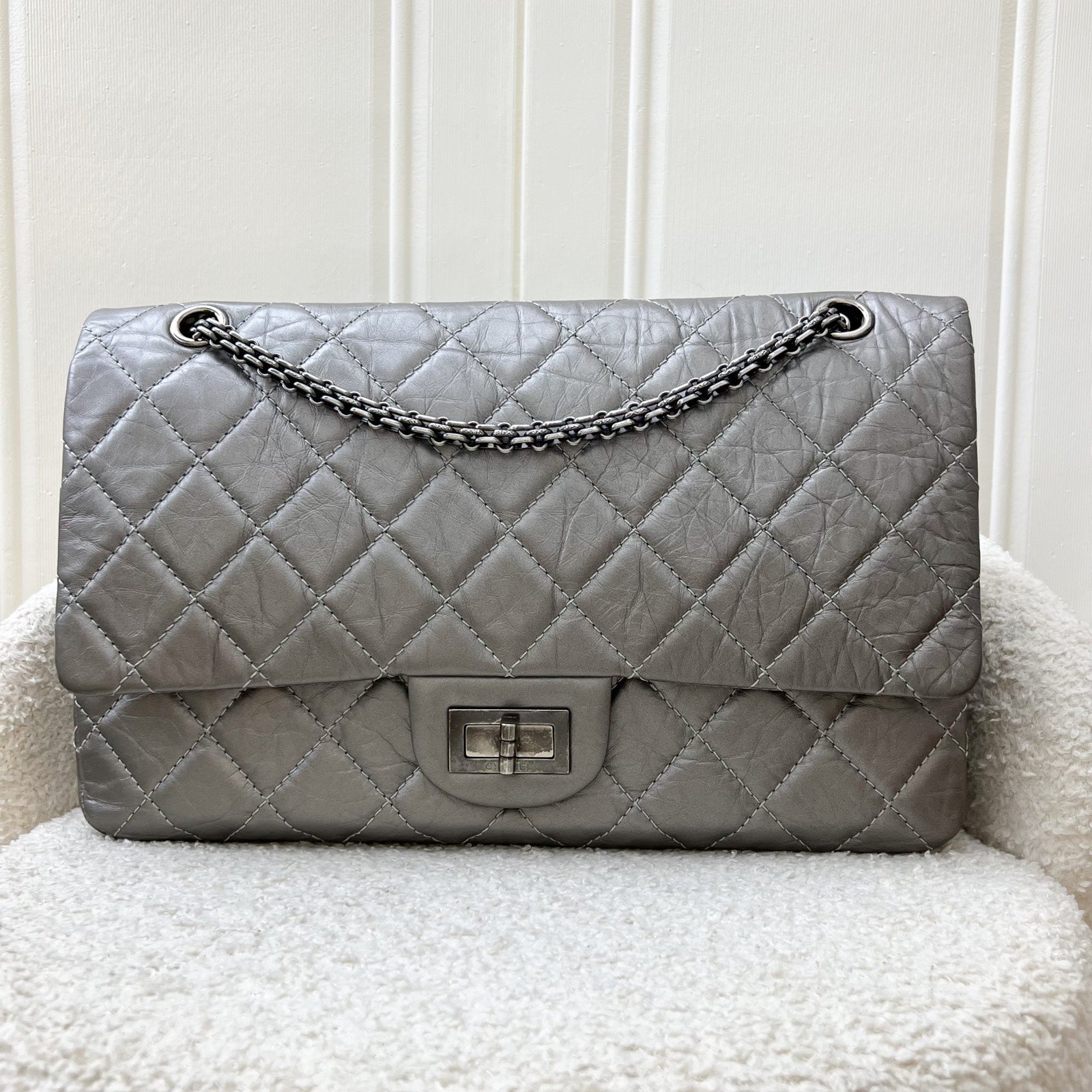 Chanel 2.55 Reissue 227 Maxi Flap in Silver Calfskin and RHW – Brands Lover