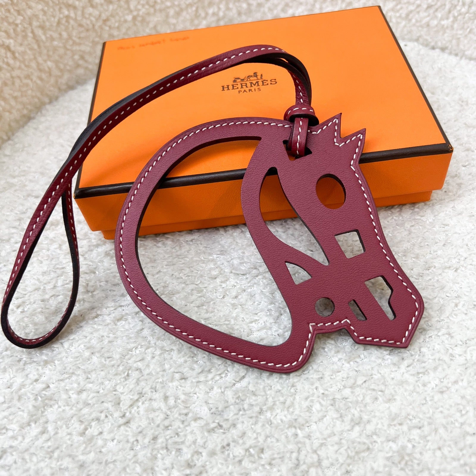 Hermes Paddock Charm in Bordeaux – Brands Lover