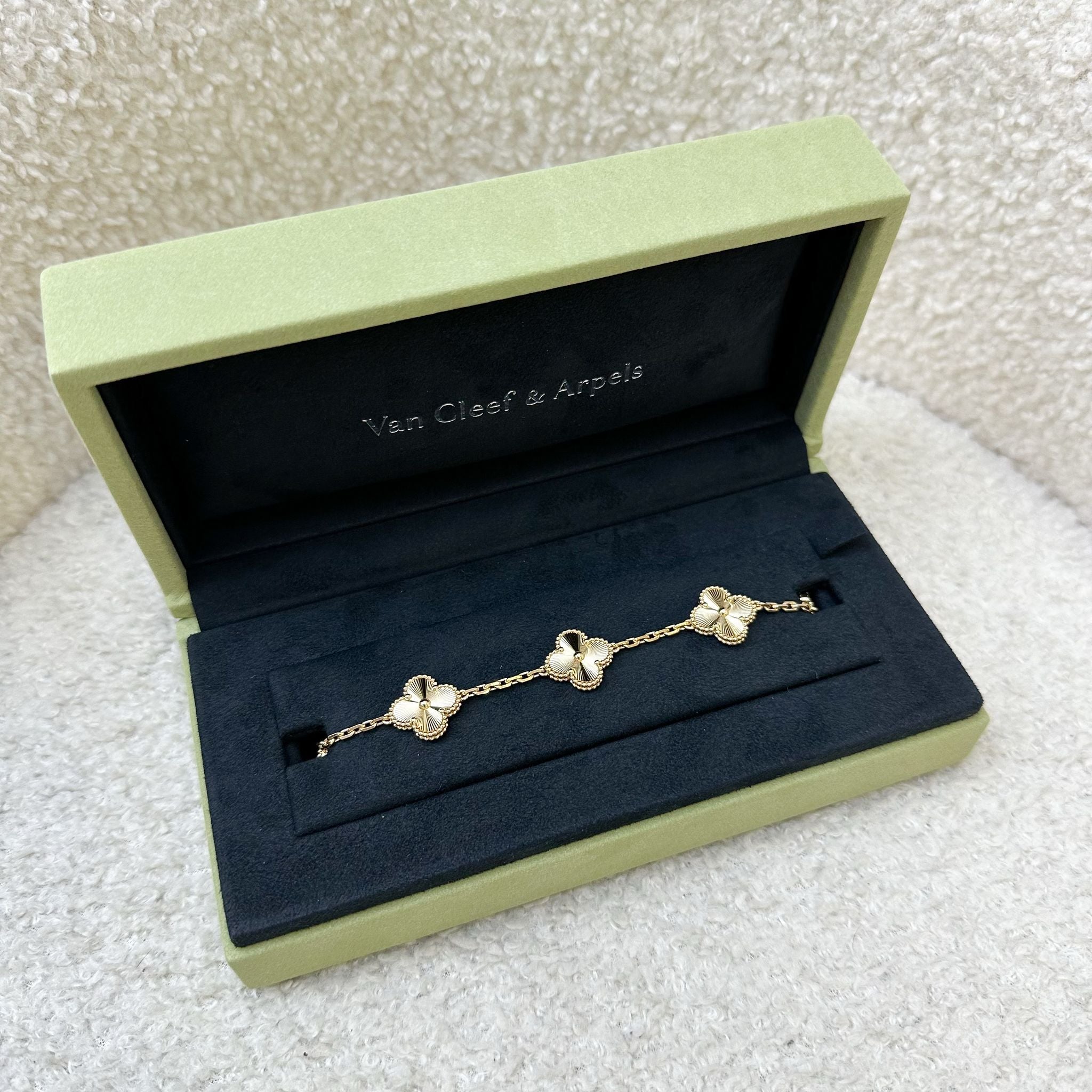 Van Cleef & Arpels VCA Vintage Alhambra 5 Motifs Guilloché Bracelet in ...