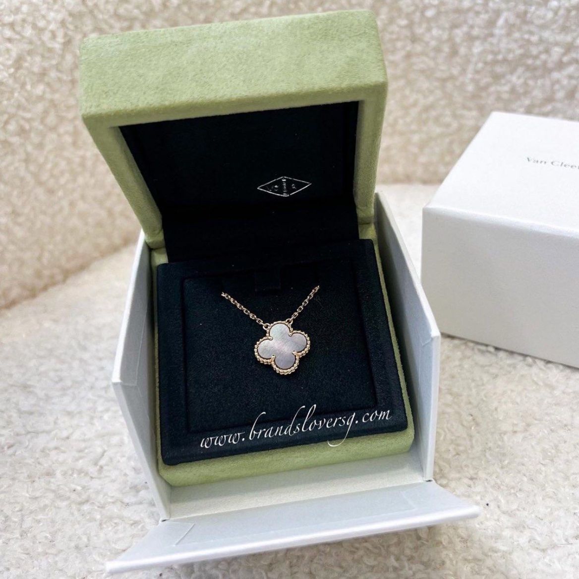 Van Cleef & Arpels VCA Vintage Alhambra Grey Mother of Pearl MOP Penda ...