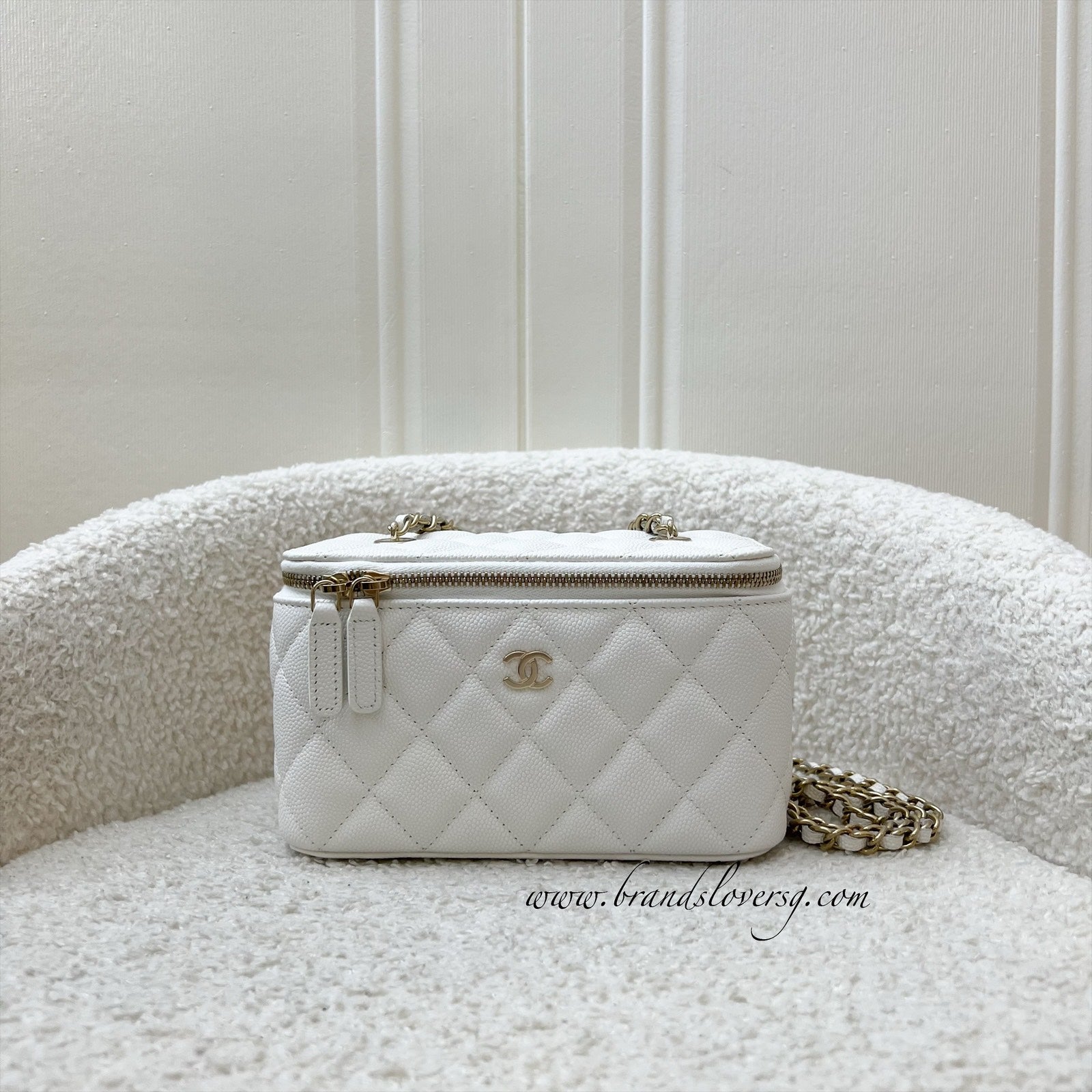 Chanel Classic Small Vanity in White Caviar and LGHW (Model: AP1341 ...