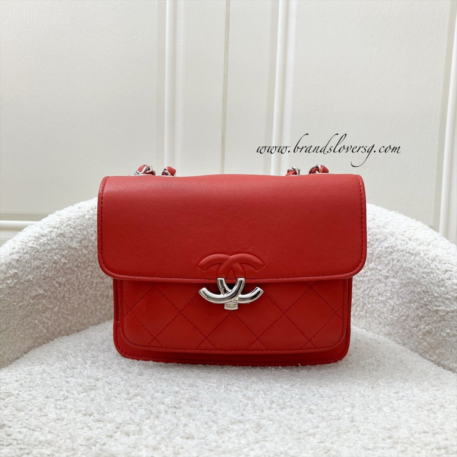 Chanel Small CC Box Flap in Red Grained and Quilted Calfskin and SHW ...