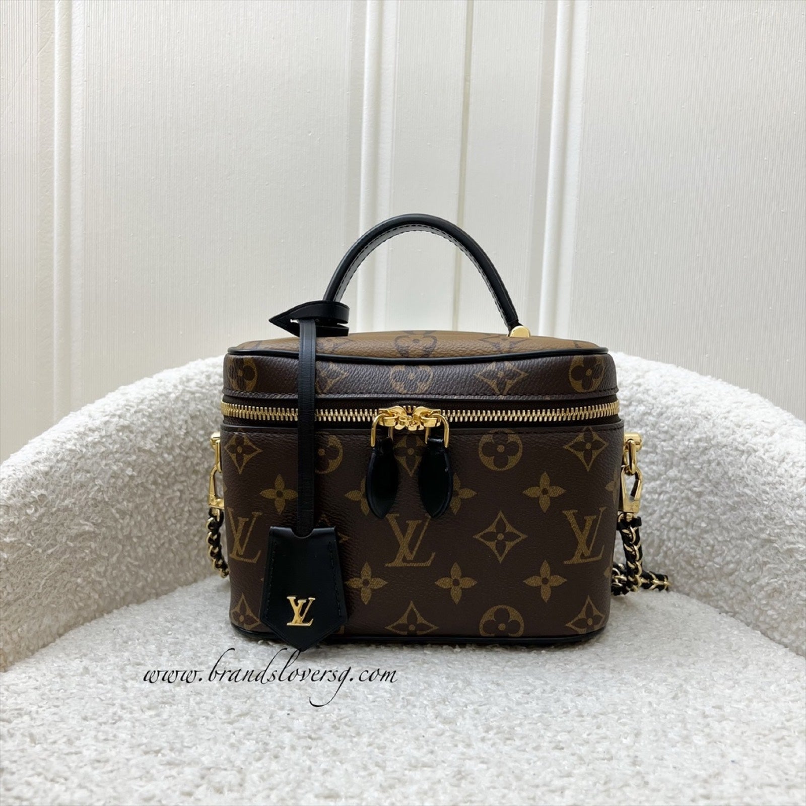 LV Vanity PM in Monogram Canvas, Black Trim and GHW (Model: M45165 ...