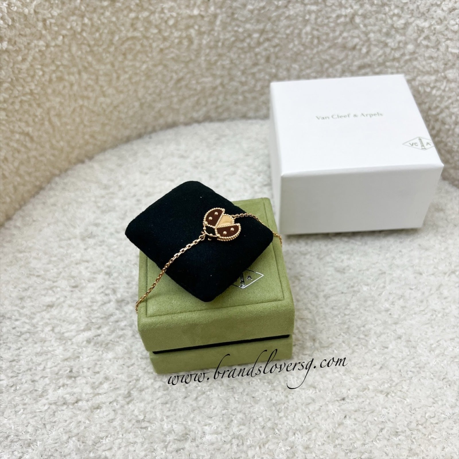 Van Cleef & Arpels VCA Lucky Spring Open Wings Ladybug Bracelet in Car ...