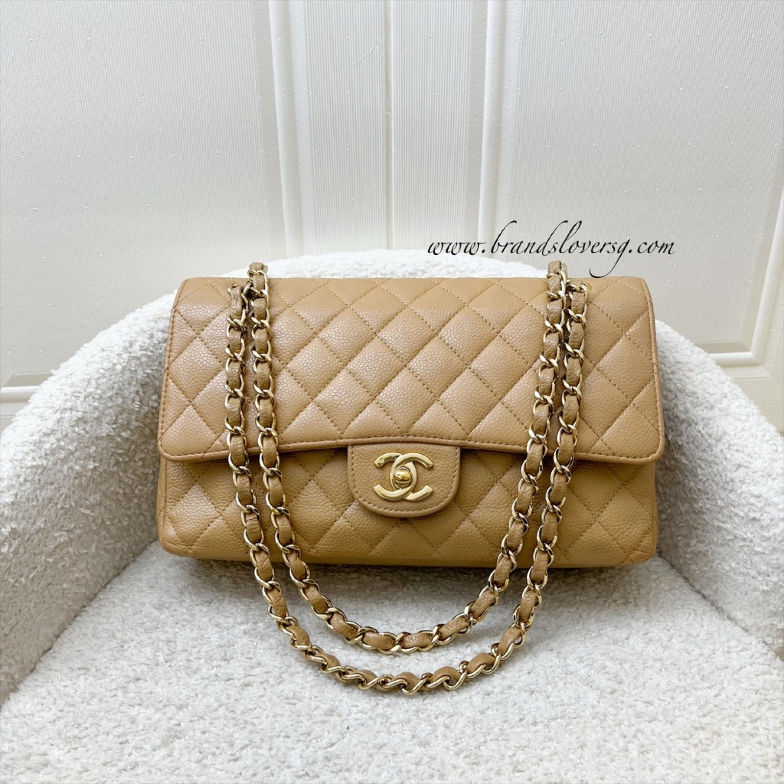 Chanel Medium Classic Flap CF in Dark Beige Caviar and 24K Gold Plated ...