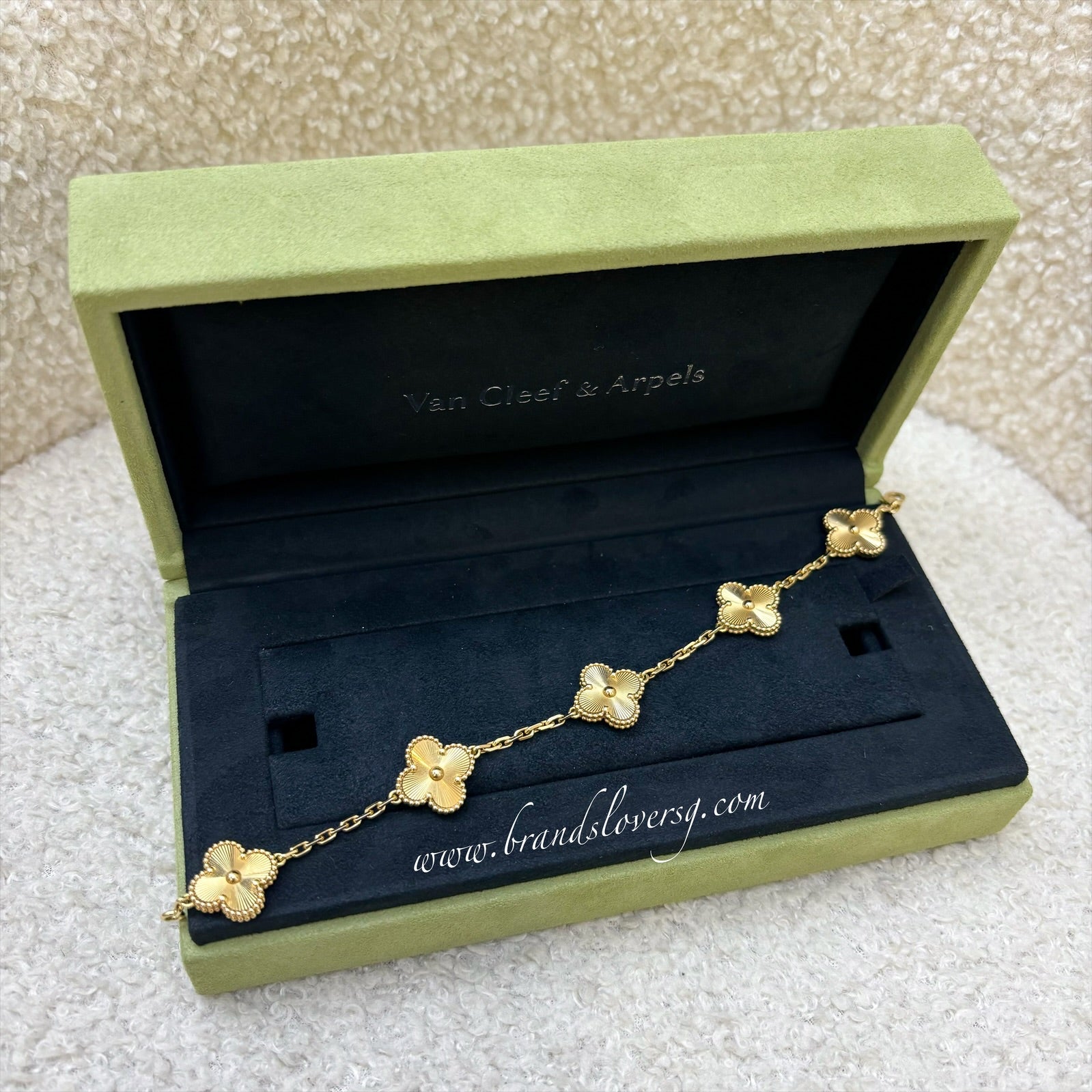 Van Cleef & Arpels VCA Vintage Alhambra 5 Motifs Guilloché Bracelet in ...