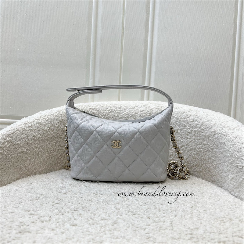 Chanel 25C Quilted Hobo Clutch on Chain in Light Grey Caviar and LGHW ...